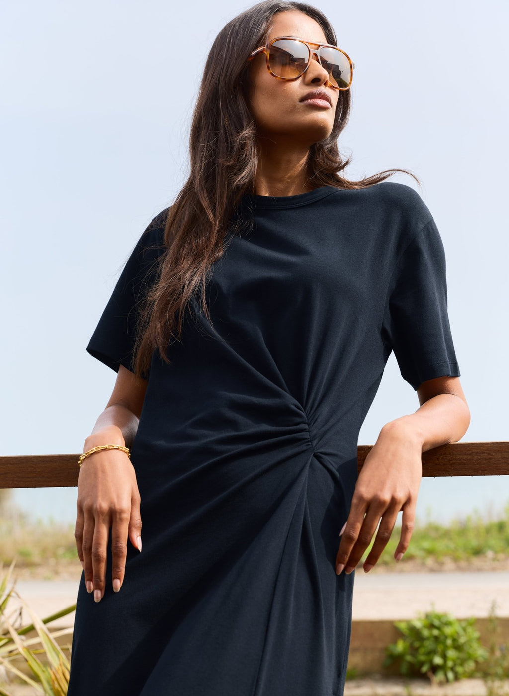 Alith T-Shirt Twist Dress - Classic Navy | Baukjen