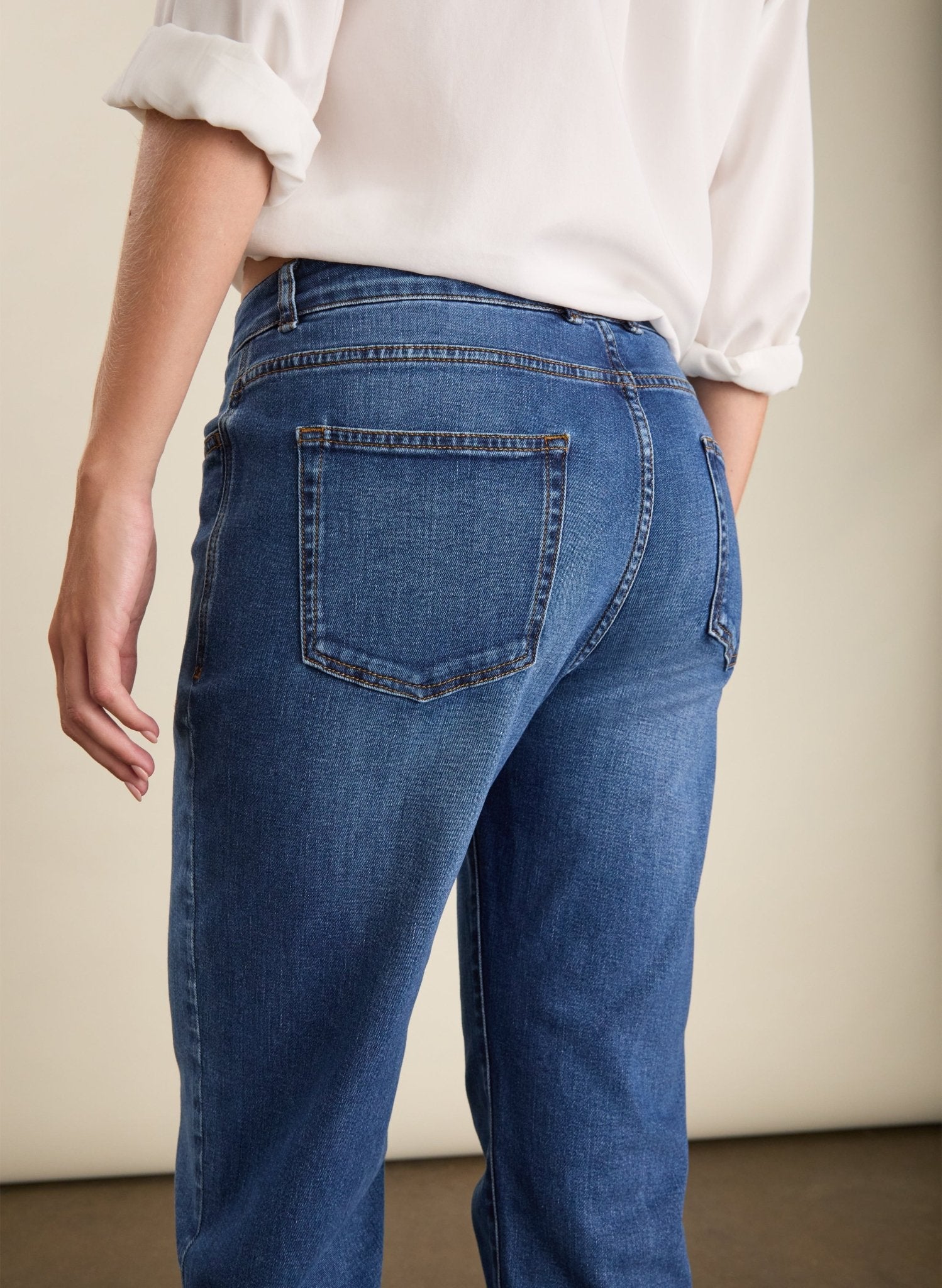 Eda Organic Cotton Stretch Boyfriend Jeans - Washed Indigo | Baukjen