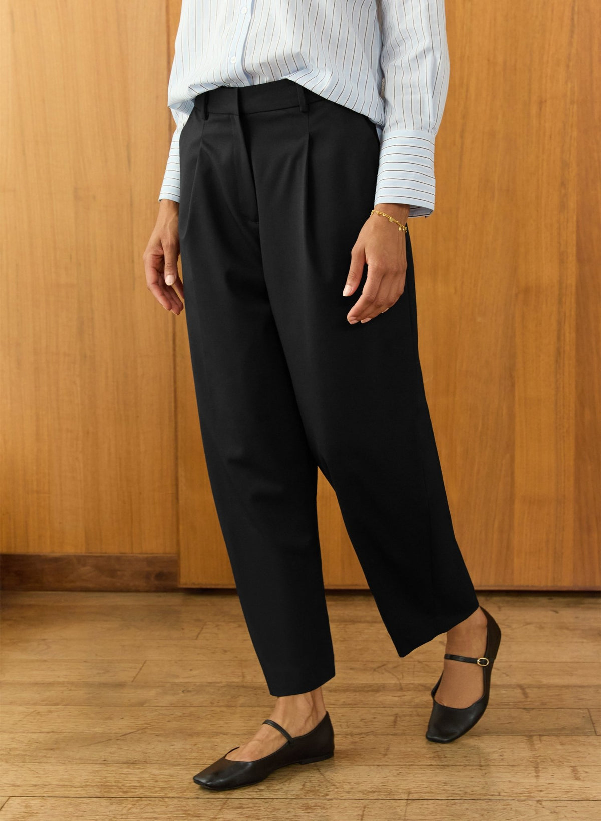 Evora Wool Blend Barrel Leg Trousers - Caviar Black | Baukjen